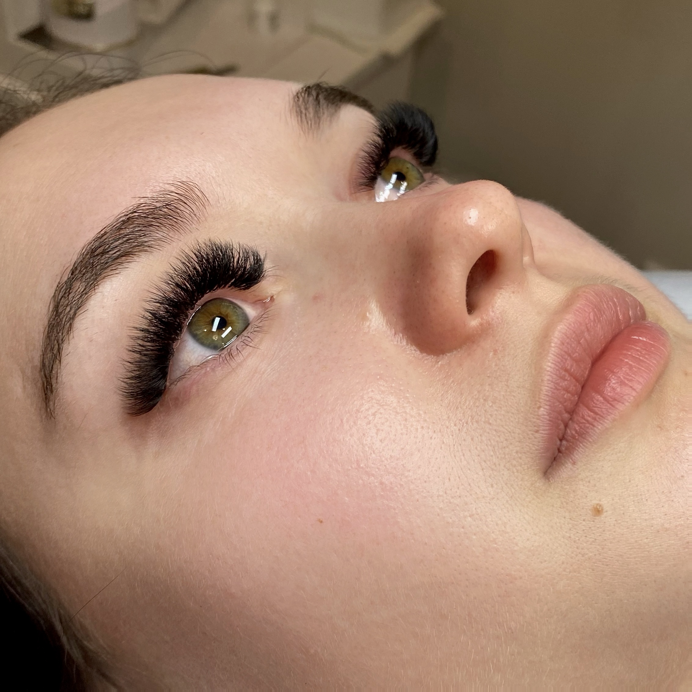 CONTACT - High-Quality Eyelash Extensions in Richmond | Hybrid, Volume ...